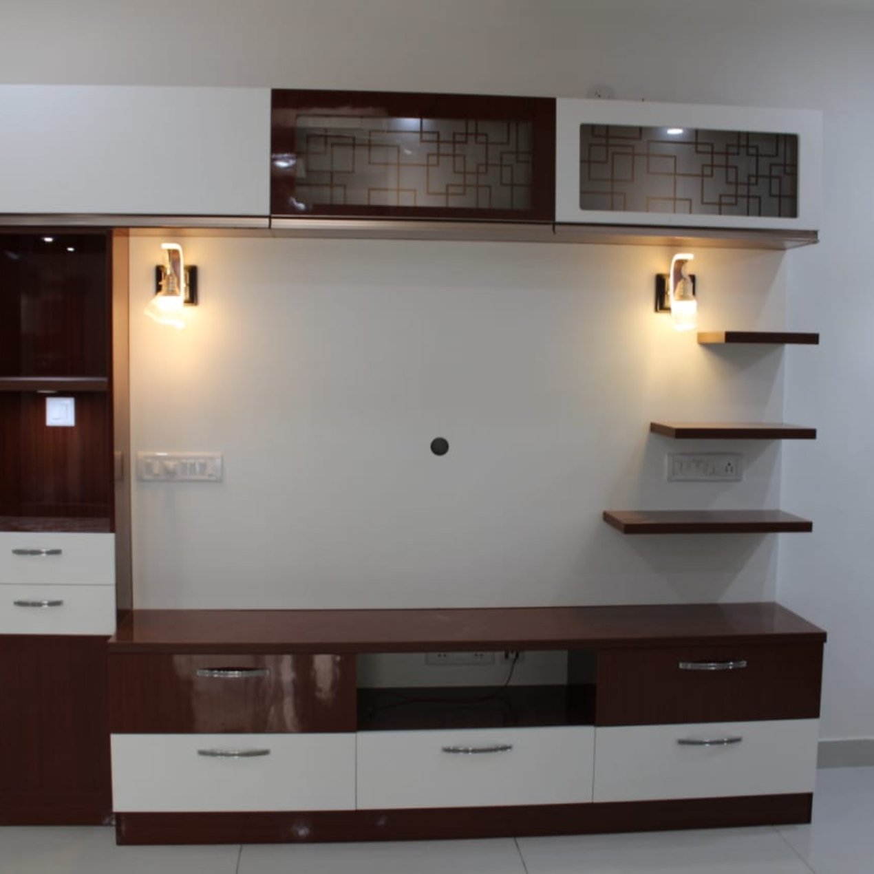 TV Unit & Cabinets